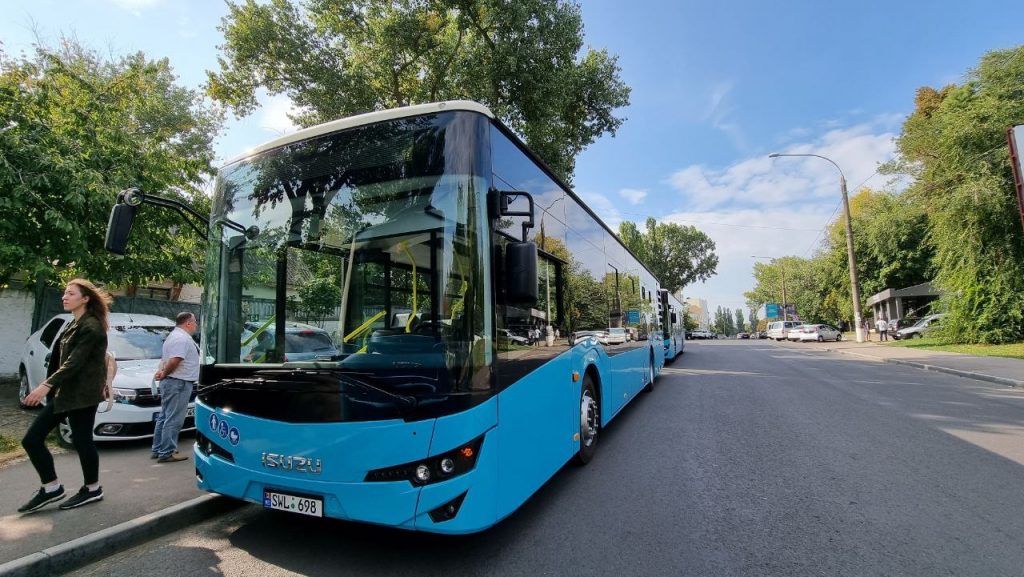 Veste bună pentru locuitorii Capitalei - Autobuze noi, puse în circulație