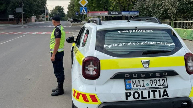 Trei polițiști de patrulare au fost luați pe sus de procurori
